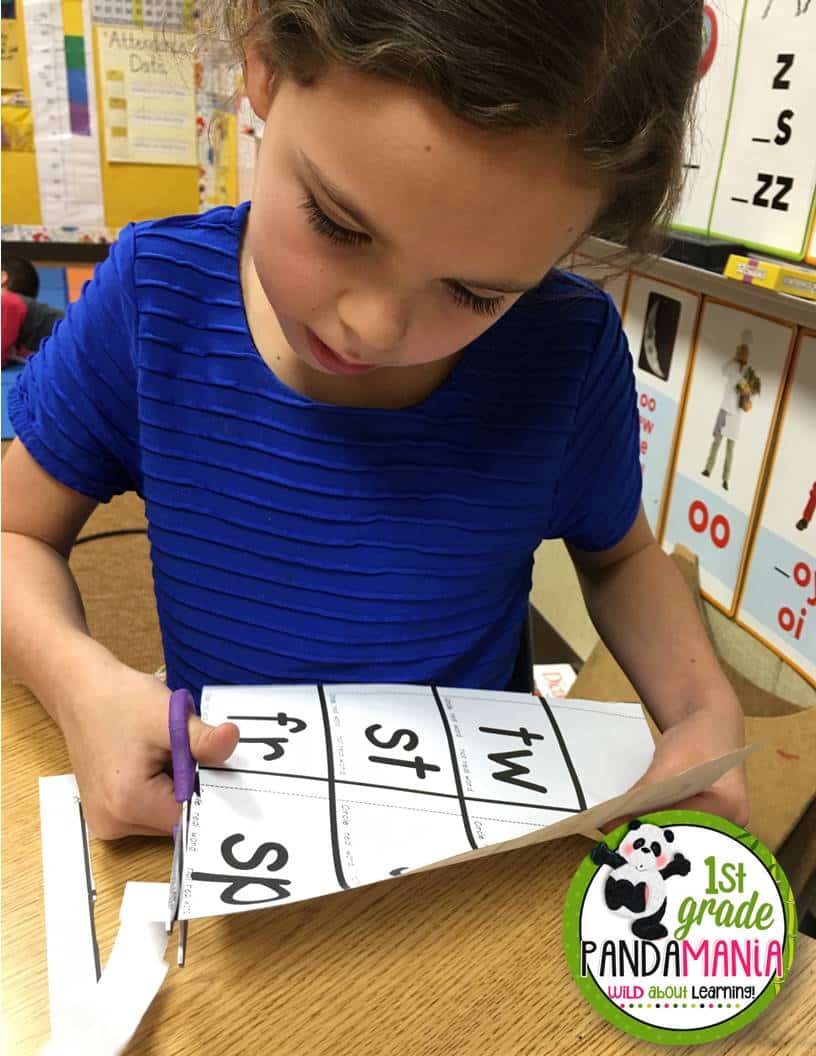 30 Read And Rhyme Flip Books - Word Family Phonics Flash Cards For ...